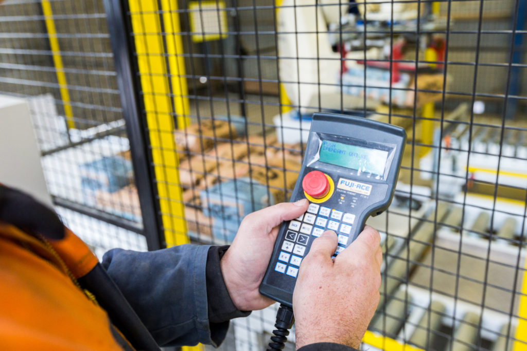 FUJI EC-171 Robotic Palletizer | Aurora Process Solutions