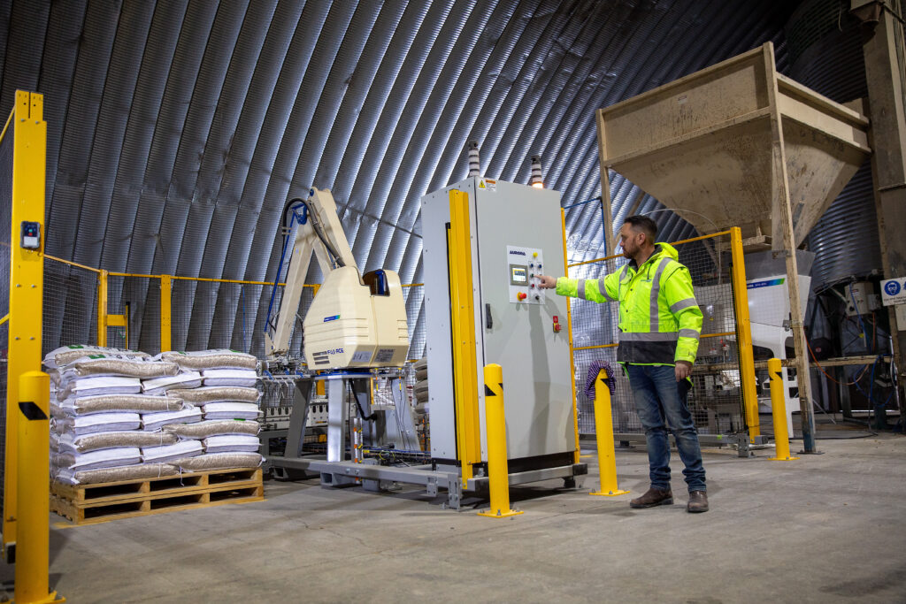 Robotic Palletizing Skid System | Aurora